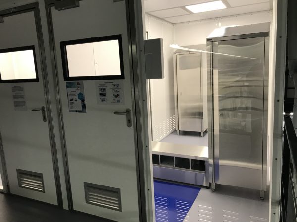 ProCleanroom-cleanroom-ISO-7-with-various-zones-13