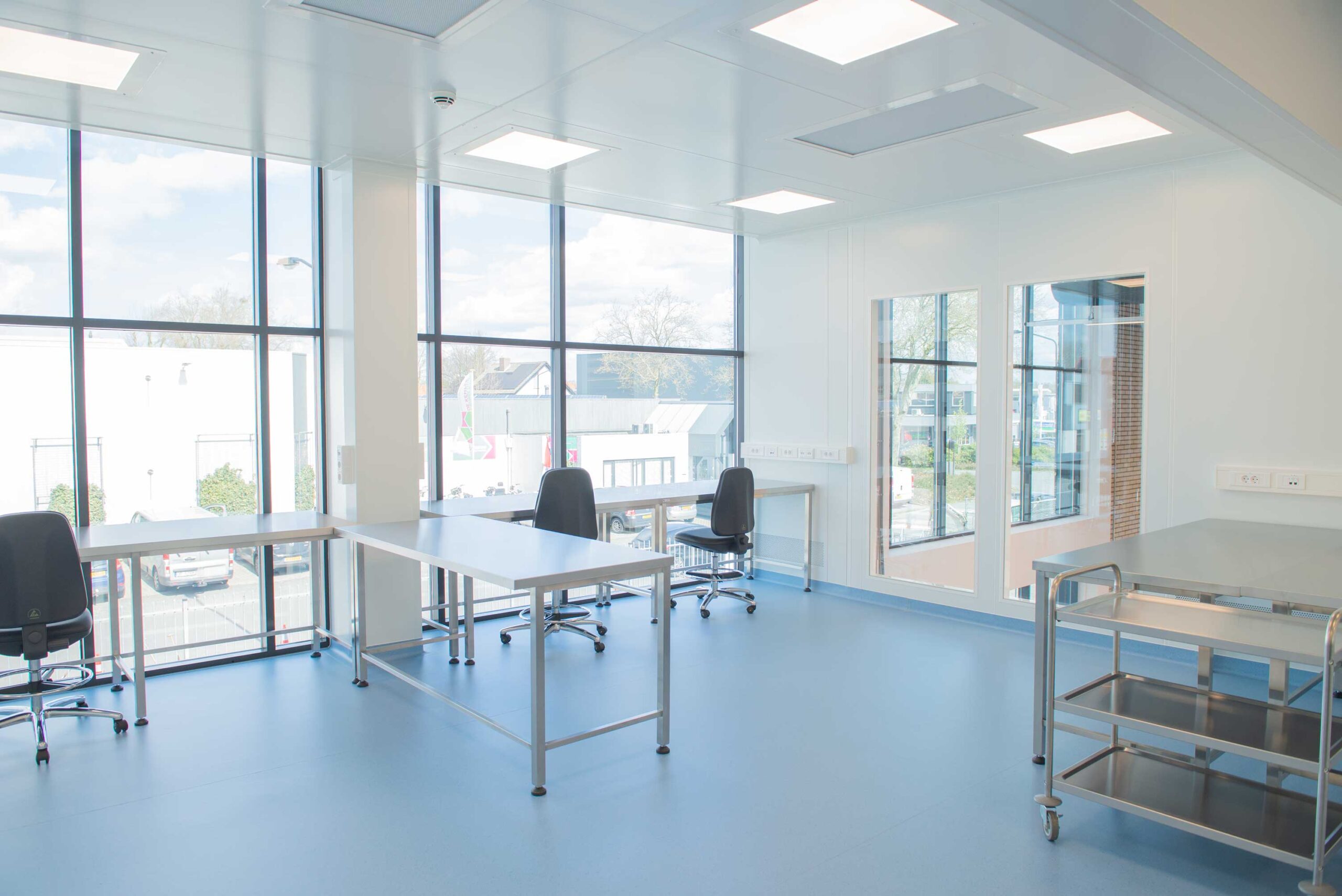 ProCleanroom-IAI-industrial-systems-PanelBloc-cleanroom-11