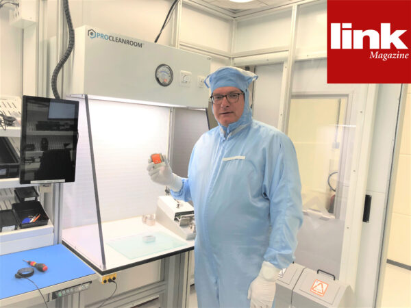Link Magazine: MINIATURIZATION DRIVES DEMAND FOR CLEANROOMS ...