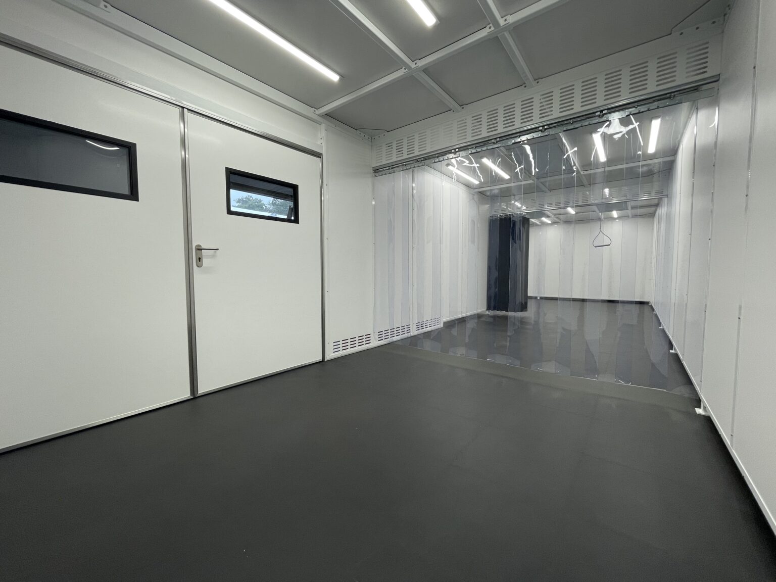 ProCleanroom-westerhof-Hardwall-cleanroom-5